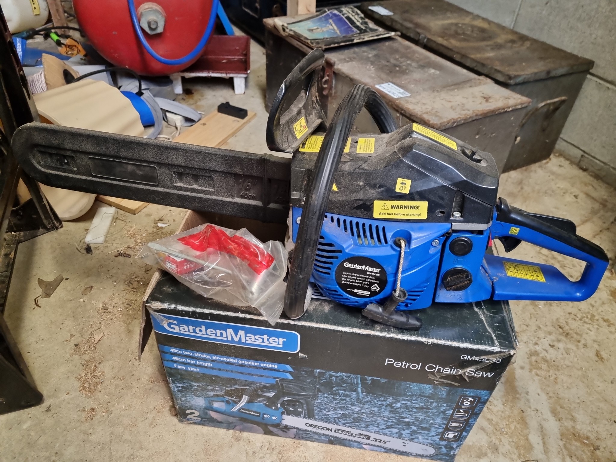 GardenMaster 18" Petrol Chainsaw